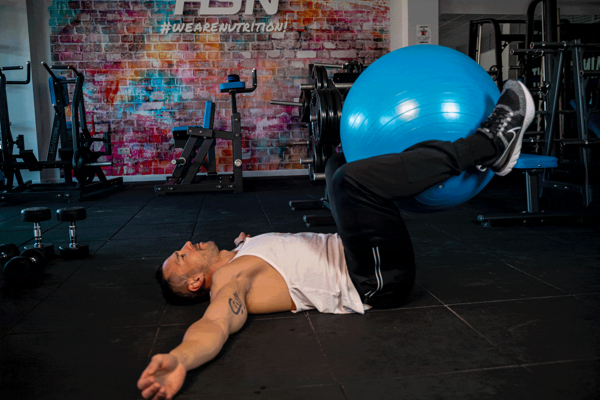 27 Esercizi con Palla da Pilates o Fitball - HSN Blog